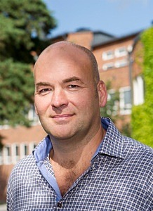 Bob Harris receives education award – CMM